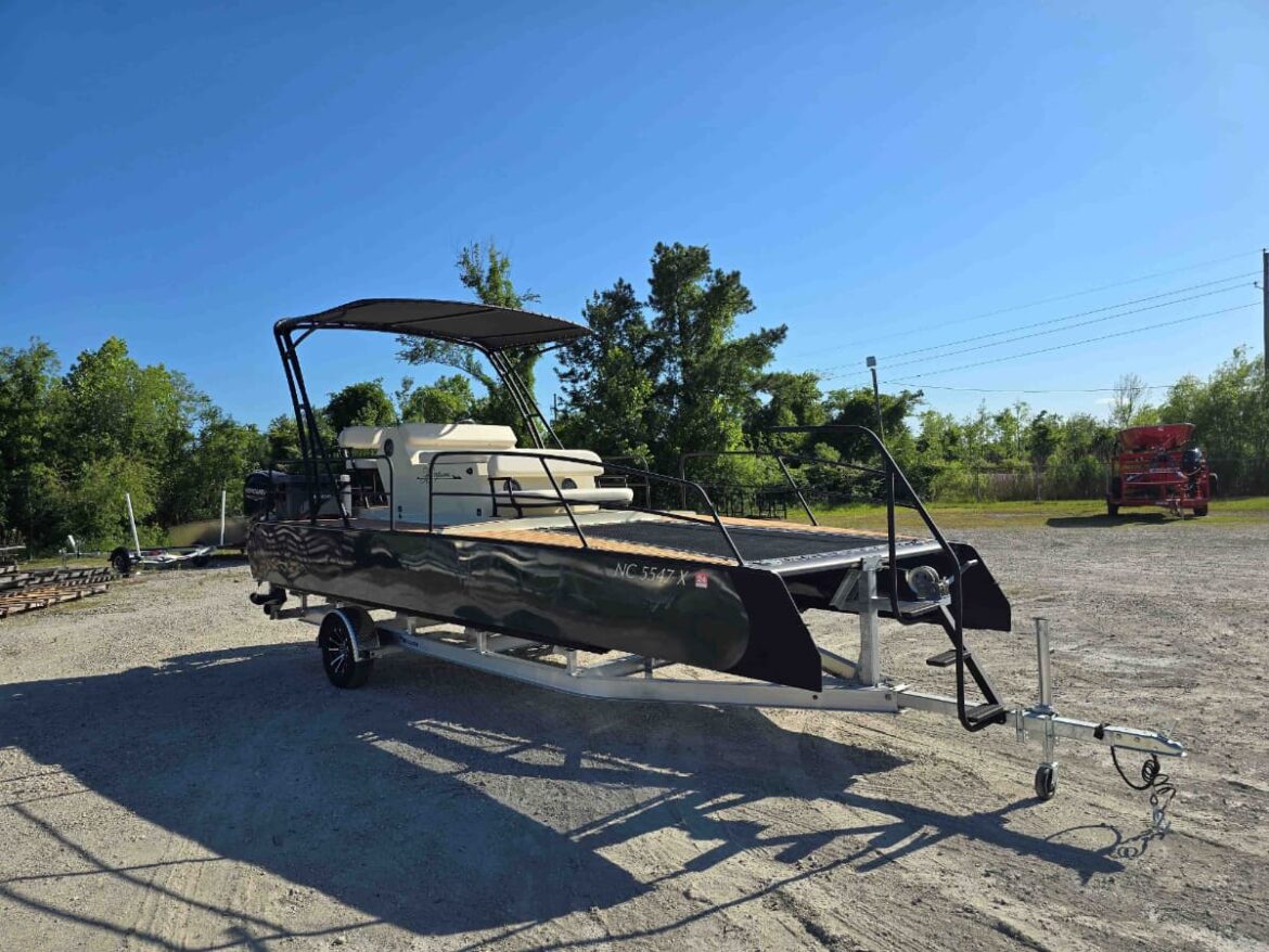 Harpoon - Cape Fear Catamarans